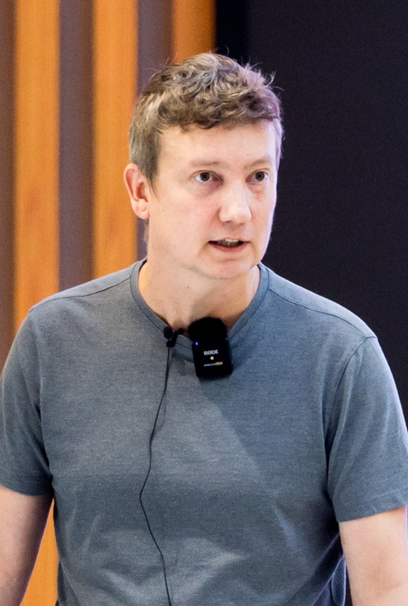 Alexey Cheskidov博士-西湖大学理论科学研究院